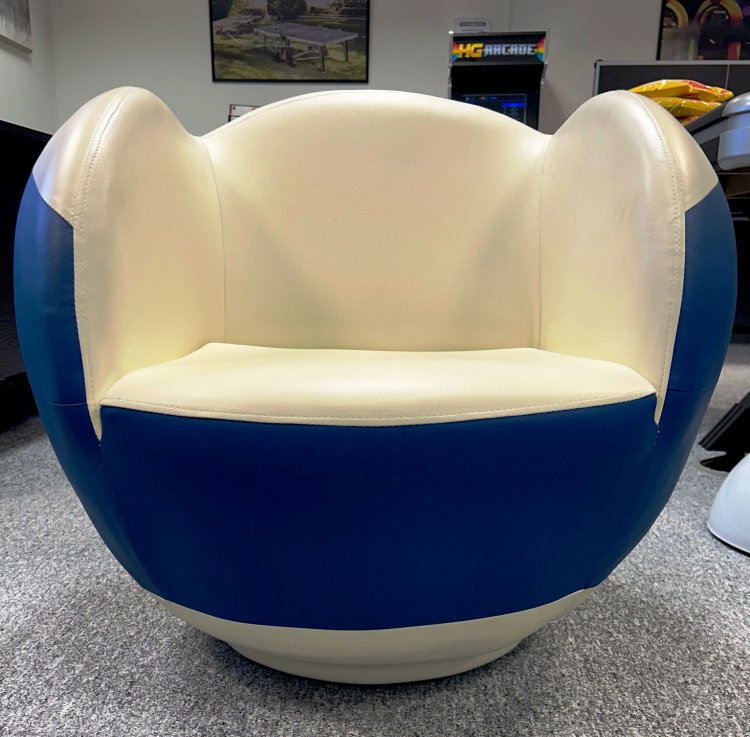 Blue and white club chair store